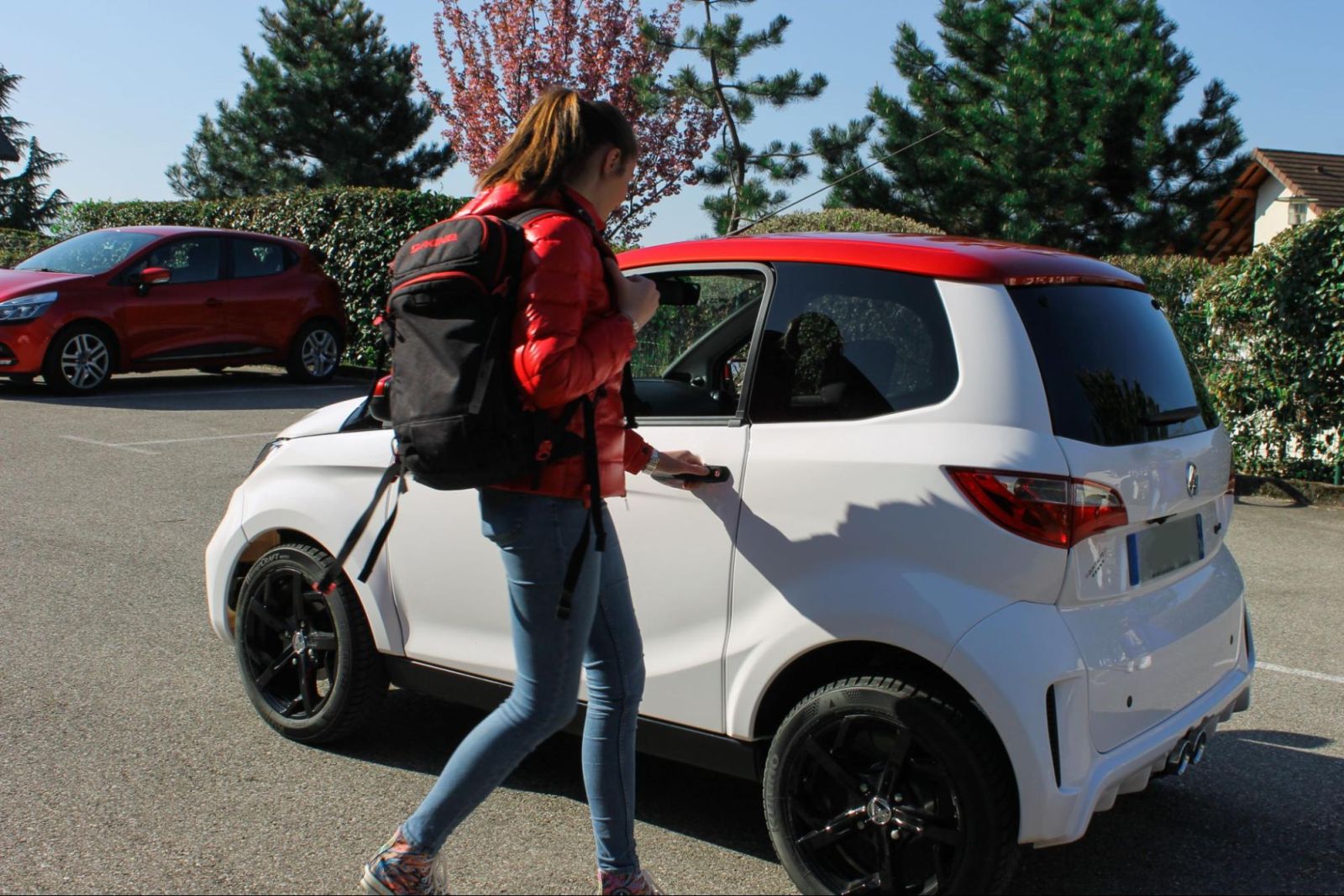 Para conducir un Coche Sin Carnet necesitas el permiso AM; coste medio ...
